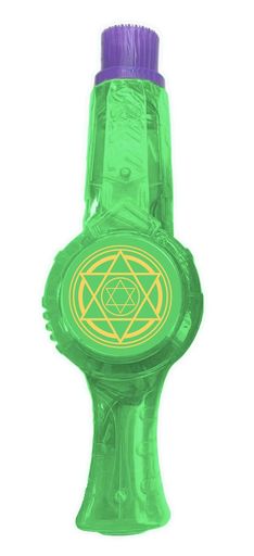 けむりが入った不思議なシャボン玉を作れるシャボン玉メーカー。 割ってびっくり!割らないように遊ぶのもスリル満点!!色んな遊び方で楽しめます。1個ずつ作ることができるので室内で遊ぶこともできます。先端はLEDで光ります。暗いところでも楽しめま...
