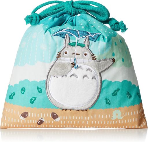 (C)Studio Ghibli 企画/スタジオジブリ・丸真(株) サイズ:H20xW19cm / 生産国:中国 組成:本体:ポリエステル100% アップリケ刺繍部分:ポリエステル100% / 仕様:染料プリント・ファーアップリケ刺繍・抗菌...