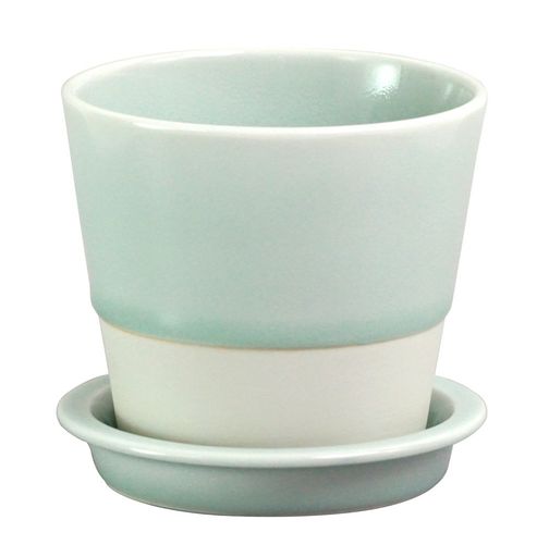 サイズ:本体/直径7.7x高さ6cm 皿/直径8.4x高さ1.5cm 素材・材質:磁器 生産国:日本 セット内容:ポットx1個 皿x1枚