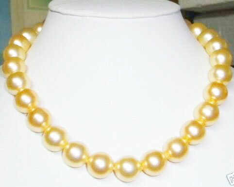 貝で造ってネックレス ファッション、気分、天気などにあわせてお使いくださいやさしさ、高貴感溢れる一品 サイズ:ネックレス45cm、貝珠直径:約12mm 色:1ー10 人生のステージに欠かせない装飾品 ケース付