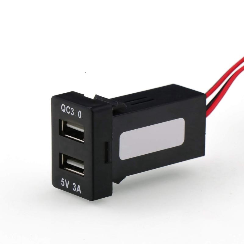 Quick Charge 3.0 + 5V 3A 2USBポート電源ソケット スマホ充電器 TOYOTAトヨタ車系用注：購入前に車の取り付け穴のサイズを測定してください。デュアルUSBポートは、2つの異なるデバイスを同時に充電することができ...