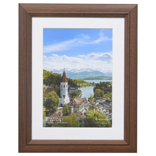 場所を選ばずに使用できる木製額縁【商品仕様】フレーム材質:木製額縁外寸法:W199×H250×D12mmマット外寸法:W165×H216mmマット中抜寸法:W115×H166mmマット仕様:Vカットマット紙前面板:ガラス板重量:387gスタ...