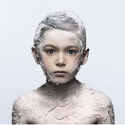 出荷目安の詳細はこちら商品説明the GazettE移籍第3弾シングル！シングルとしては08年2月「紅蓮」以来、久々の壮大なバラードが完成。冬の景色に寄り添うように描かれた世界は、まさに名曲の誕生の予感です。12月26日の初の東京ドーム公演...
