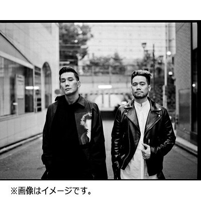 出荷目安の詳細はこちら商品説明遡ること数週間前、たまたまスタジオで居合わせた AKLO、JAY'ED、プロデューサーの BACHLOGICの三人がビートも歌詞もない状態からスタジオでセッションを開始したところ、ひと晩で数曲のデモが出来上がり...
