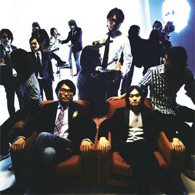 出荷目安の詳細はこちら商品説明メジャー・デビュー10周年(2008年時)を迎えたキリンジの通算7枚目となるアルバム。「朝焼けは雨のきざし」のアルバム・ヴァージョン、2007年6月の「君のことだよ」から12月の「家路」まで、配信限定でリリース...