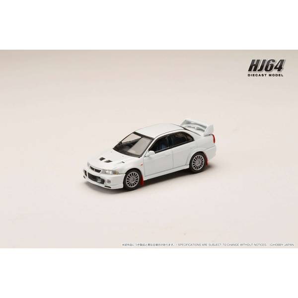 ■素材：ダイキャスト(亜鉛合金)/ABS/ホビージャパンの1/64ダイキャストシリーズ"HJ64"から三菱 ランサー GSR エボリューション 6 (CP9A) 1999 マッドフラップ付きの登場です。製品にはクリアケースと台座が付属します...