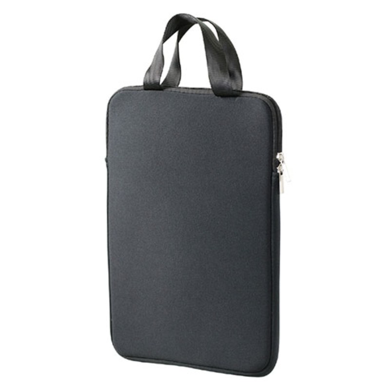 特長収納&持ち運びに最適！！PC・タブレット用クッションケース仕様セット内容 : 本体本体カラー : ブラックサイズ : 外寸…225×20×325mm、内寸…220×10×310mm材質 : ポリエステル、ポリエーテル、亜鉛合金梱包 : ...