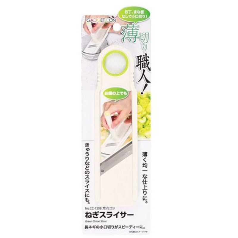 特長ガジェコン ねぎスライサー仕様製品サイズ(約) : 全長175×幅45×10mm 製品重量(約) : 31g 耐熱温度 : 80℃ABS樹脂 刃 : ステンレス鋼生産国 : 日本備考※メーカー取り寄せ商品となりますので、ご注文後の注文キ...