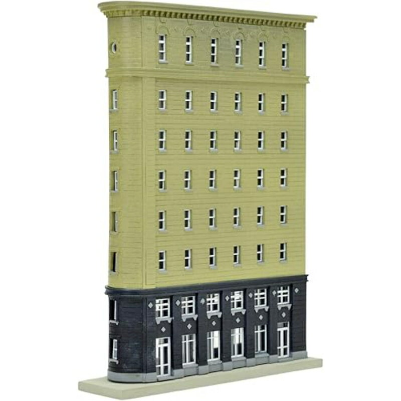 商品紹介301080 建コレ163 薄型ビルA線路脇などの細長い土地に建てられたビルを再現しました。 細長い空き地にぴったりの建物です。 目を惹くデコラ調のビルと、現代的な無駄のない建物の2種展開します。 概寸 (cm):W14 xD6 x...