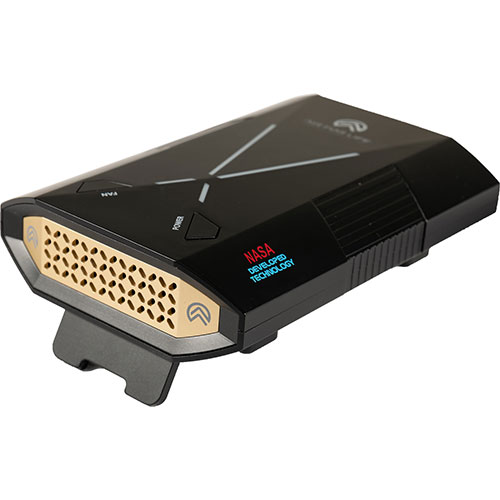 【商品説明】毎秒8,000万個放出されるイオンで、空気中の有害物質を強力に効率よく対応する小型空気清浄機です。NASAの技術を元にした「AFLPCO」で、コンパクトでも協力性能を実現!【特長】「AFL Mini Sanifier」はNASA...