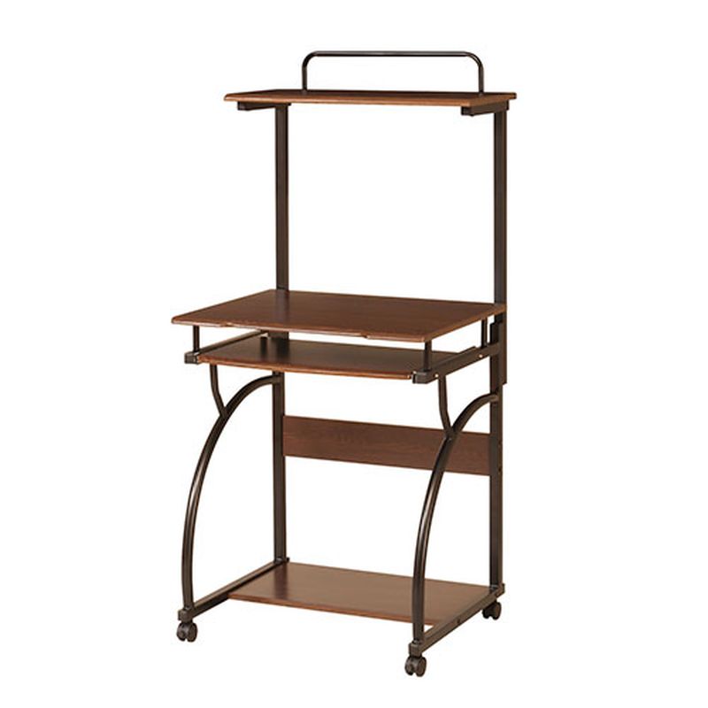 モニター、キーボード、本体などを区別して置いておく事が可能。中段についている下の天板はスライド可能なので作業スペースもしっかりと確保することが出来ます。足元や上部にも棚がついているので周辺機器の多く利用される場合にうれしいデスクになっていま...