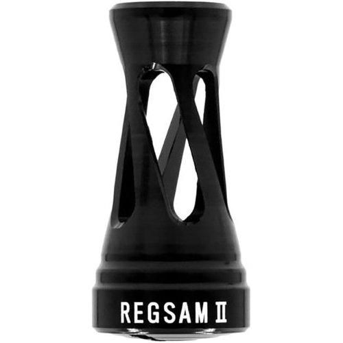 軽量化を追求したハンドルノブ。素材とデザインにこだわり、シマノ・ダイワのリールに対応。 超ジュラルミン素材を使用 軽量化を限界まで追求 ノブの重さを感じずに巻ける 躍動感を意識したデザイン スペック 重さ: REGSAM II 約4.8g ...