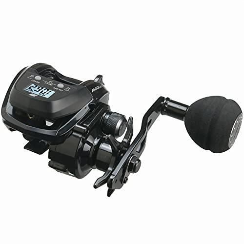 デジタルラインカウンター搭載の船用小型リール。夜釣りにも対応した高機能モデル。 バックライト付き大型液晶パネル 簡単操作の2ボタン式 4つの糸入力方法（基本入力、下巻き1/3、下巻き1/2、40m引き出し） 下巻き目安ライン付きスプール（1...