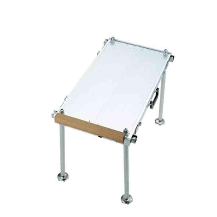 多様な釣りシーンに対応するスリムタイプの釣り具。 あぐらをかくことが可能 またぐことも可能 幅40cmのスリム形状 収納・携帯性に優れる 信頼の日本製 スペック セット内容: 本体1、前足（S－073－01）2、後足（S－073－04）2、...