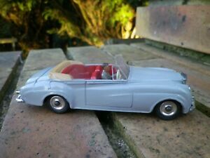 dinky toys 194 bentley s2 siege rouge made in england 59 comme neuf, sans boiteイングランドベントレーボックスシート※注意※NYからの配送になりますので2週間前後...
