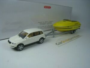 volkswagen touareg with boat 187 wiking whiteyellowボートワイキングフォルクスワーゲントゥアレグ※注意※NYからの配送になりますので2週間前後お時間をいただきます。人気の商品は在庫が無い場合...