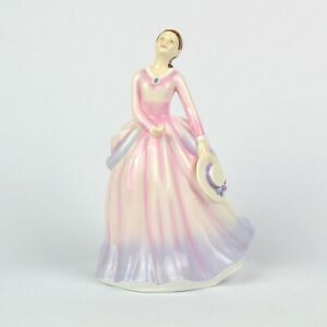 Royal Doulton Barbara HN 4862 Figurine Boxed With Certificateロイヤル・ドルトン・バーバラフィギュア証書箱※注意※NYからの配送になりますので2週間前後お時間をいただきます。人気の...