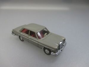 wiking mercedes 280s 1wワイキングメルセデス※注意※NYからの配送になりますので2週間前後お時間をいただきます。人気の商品は在庫が無い場合がございます。ご了承くださいませ。サイズの種類の商品は購入時の備考欄にご希望のサ...
