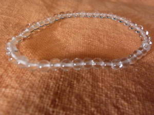 bracelet quartz cristal de roche perles 4 mm lithoreikiブレスレットクリスタルデロシュ※注意※NYからの配送になりますので2週間前後お時間をいただきます。人気の商品は在庫が無い場合がござ...