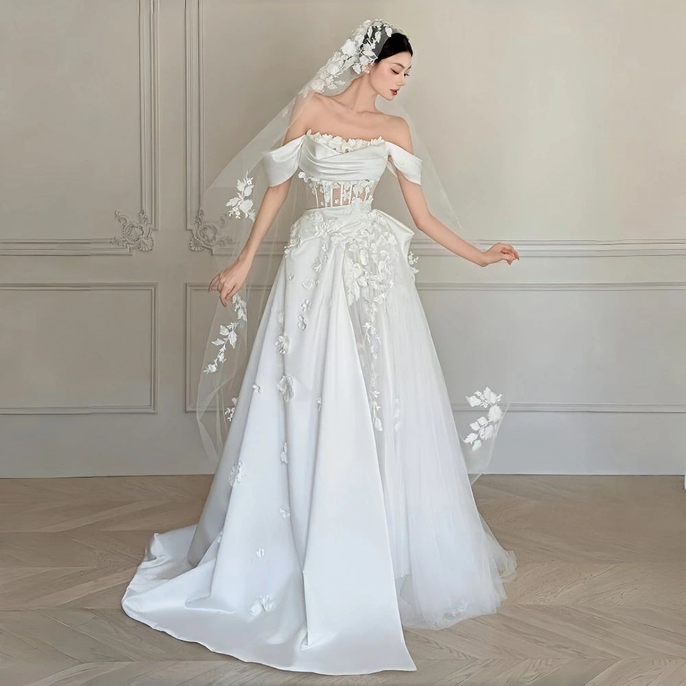 商品説明 素材：ポリエステル カラー：ホワイト ※お客様のモニター環境により実物の色合いと若干お色目が異なる場合がございます。 デザイン：ファスナー サイズ：XS・S・M・L・XXL ※サイズに±2cm程の誤差がある場合がございます 発送に...