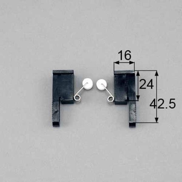 部品名 : 網戸外れ止め（振れ止め）左右セット 品種 : 外れ止めA 商品コード : NETSA00014 ( FPT59C ) 色 : ブラック 内容物 : 本体×2（LRセット） FPT59CL ×1・FPT59CR ×1 備考 : 材...