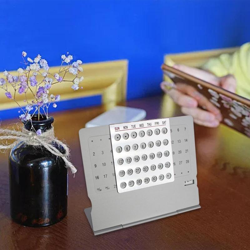 説明:卓上カレンダー：エコフレンドリーメタルパーペチュアルプランナー、ファッショナブルなパーペチュアルカレンダーは、毎年使用され、決して時代遅れになることはありません.再利用可能なカレンダー: 再利用可能な金属製のパーペチュアル プランナー...