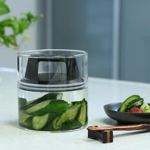 サイズ容器：約 直径11.5×高さ12(cm)蓋：約 直径11.3×高さ5.5(cm)材質容器：ガラス蓋：シリコン・ABS樹脂・ステンレススチール容量900ml備考【重量】約450g関連商品エアリデューサー　S　8745　エアリデューサー　...