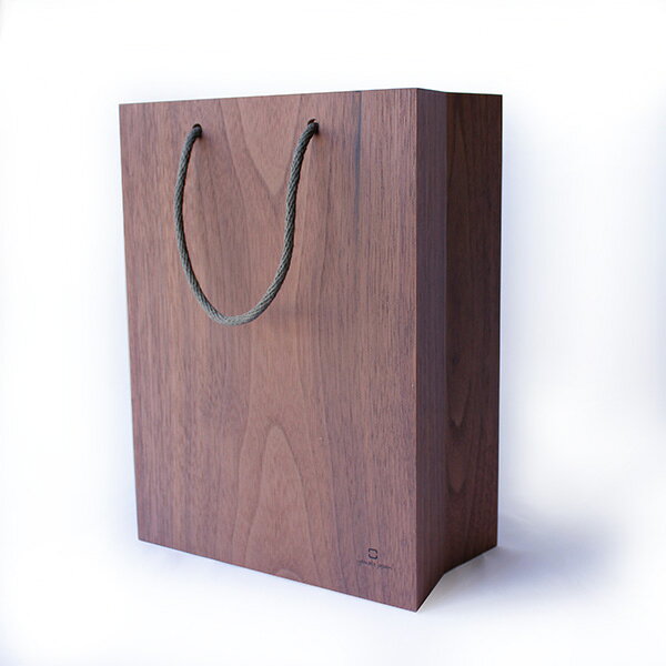 サイズ約　幅22×奥行12×高さ30（cm）材質本体：ナラ突板（MDF）紐：綿　塗装：ウレタン塗装容量5L備考　【カラー】ウォールナット突板　【生産国】日本製　【備考】※本製品は手作りの風合いを大切にしています。そのため、商品の色合いが異な...