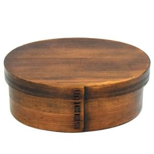 サイズ約 幅17.8×奥行13×高さ6（cm）材質杉材（プリベントコート）容量約 600ml備考　【カラー】ブラウン　【生産国】日本製　■■その他■■食洗機：使用可電子レンジ：使用不可【関連商品】食洗機対応曲げわっぱ　S　Na400ml　S...