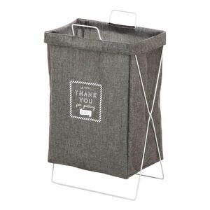 商品サイズ（mm）全体：幅370×奥行270×高さ600、耐荷重(全体)：5kg、折りたたみ時：360x655x25mm商品重量（kg）0.8梱包サイズ外箱：幅680 × 奥行370 × 高さ150素材材質：■ポリエステル100%/スチール...