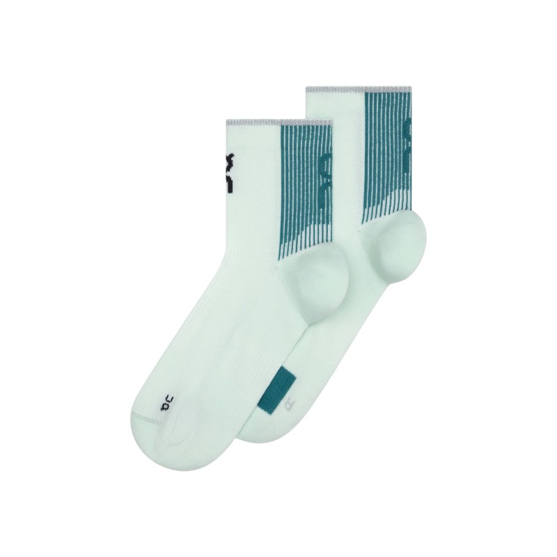 【 On performance series 】Performance Run Sock Mid パフォーマンスソックスミドル 商品番号：2uf10055543 スタイルとフォルム。ランニングを楽しく。エネルギーを生み出すランニングソック...