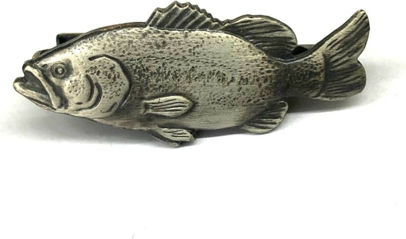 商品コード2b6tnikkyr商品名日本製 ネクタイピン タイバー ブラックバス スポーツフィッシング バスフィッシング好きな方用ブランドHANG OVERカラーシルバー日本製　素材：洋白（銅・ニッケル）銀白色、柔軟性、屈曲加工性、加えて耐...