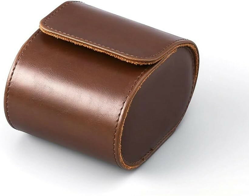 バリエーションコード : 2bru02w5kr商品コード2bru38q3s0商品名腕時計 ケース 1本用 ウォッチケース 持ち運び 収納 保管 携帯用ブランドYourKitカラーブラウン「信頼の高品質素材」肉厚でしなやかな特注PUレザー採用...