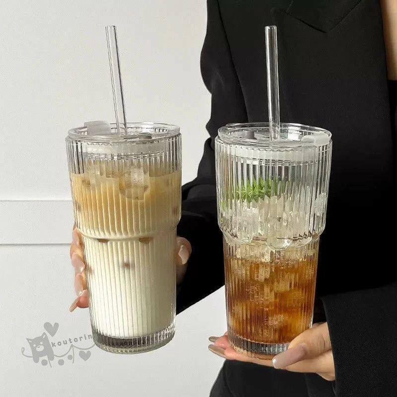 透明なガラスカップミルクコーヒーカップ 耐熱ガラス マグカップ 透明 ストロー付き 水筒 コーヒーカップ グラスコップ ティーカップ タンブラー おしゃれ 高い密封性 漏れ防止 直飲みガラスカップ グラス カップ マグカップ 透明 ストロー...