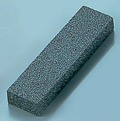 規格小幅×奥行×高さ(mm)150×50×25質量(kg)0.45※メーカー希望小売価格はメーカーカタログに基づいて掲載しています。(カタログ表示価格は消費税が含まれていません)※砥石の面を平らにするのに使用します。