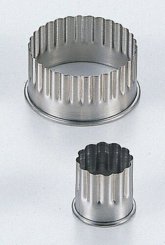 メーカー品番PP-582(内寸)直径×高さ(mm)φ50×45質量(kg)0.028※メーカー希望小売価格はメーカーカタログに基づいて掲載しています。(カタログ表示価格は消費税が含まれていません)※つなぎ目のない一体成型の丈夫な抜き型です。...