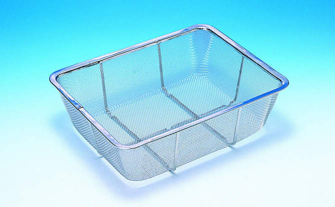 バットン 深型 15枚取 18-8●15枚取●外寸(手は含みません):295×233×H85●手無●φ0.4×11メッシュ※メーカー希望小売価格はメーカーカタログに基づいて掲載しています。(カタログ表示価格は消費税が含まれていません)