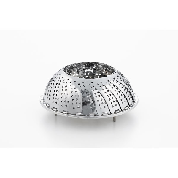 お手持ちの鍋に入れて使う蒸し器。ちょっと蒸したいとき、手軽に使えます。18～28cmのお鍋に使えるジャンボサイズ。中央の持ち手は取り外せるので、お皿ごと乗せることも可能。温野菜やホットサラダにも。●品番：YJ2793●本体サイズ（mm）：幅...