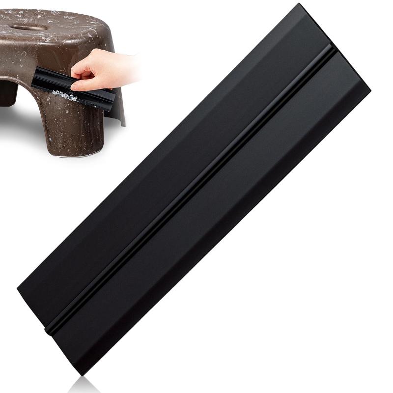 コモライフ さらば石鹸カス こそぎ 風呂掃除 水垢 ヘラ 風呂イス 浴槽 浴室 壁 生分解性素材使用 日本製浴室の水垢・石鹸カスを、洗剤を使わずこそぎ落とす汚れにフィットする先端形状。突起付きで力を入れやすい生分解性素材使用で、 削れてもマ...