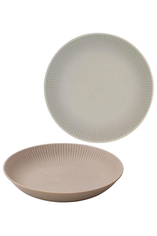 小倉陶器 ヴェセル カレー皿 パスタ皿 軽量 22.9cm 電子レンジ 食洗機対応 美濃焼 日本製 2枚セットサイズ：約φ22.9h4.5cm材質：磁器生産国：日本（美濃焼）電子レンジ・食洗機使用可セット内容：ホワイト×1枚、ホワイト×1枚