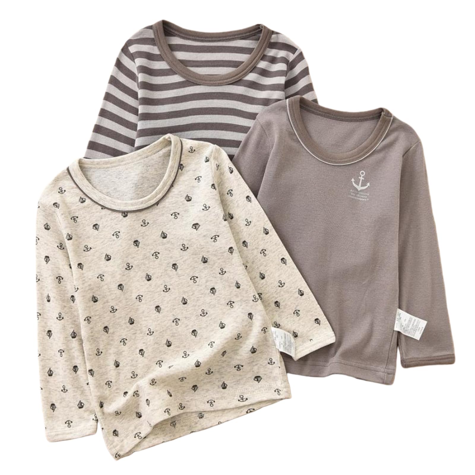 男の子用の長袖Tシャツ3枚組で、綿100%の肌触りの生地で作られています。。柔らかいマイクロモダール素材で肌触り抜群。伸縮性あり、活発としていた子供たちには最適。便利なデザイン違うのお得な3枚なので、その日の気分によって選べるのがうれしいポ...