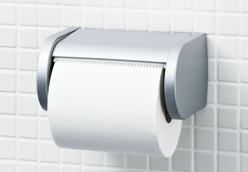 寸　法 155×113×80mm カラー パールシルバーのみ 材　質 ABS樹脂 特　徴 ●芯無対応 ●片手で簡単にペーパーの交換ができるワンタッチ式 ●片手で紙の切れるワンハンドカット機能 ●芯無しペーパーにも対応 （別売の芯棒【A-43...