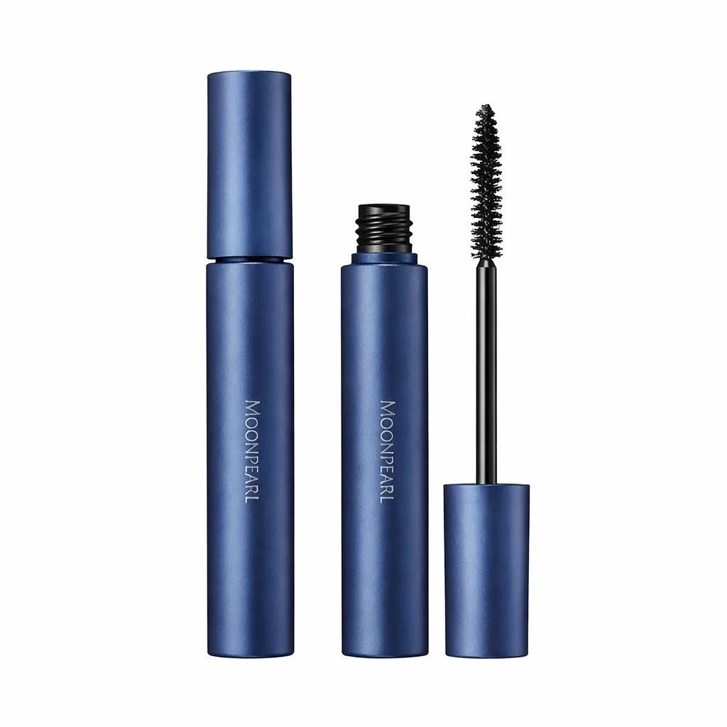 ムーンパール マスカラ 8.5g ミキモト化粧品 汗、皮脂、涙に強く、つけたての美しさが続くマスカラです。繊細で長く、存在感のあるつややかなまつ毛に仕上げ、優美な目もとを演出します。お湯で簡単に落とすことができます。 5