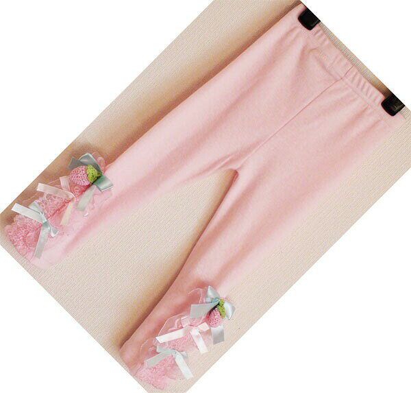キッズ ボトムス レギンス 女の子 パンツ 子供服 80cm/90cm/100cm/110cm/120cm/130cm通学・通園 レギンス動きやすくデイリー使いにピッタリイチゴモチーフ　レースフリル&リボン付き♪可愛いレギンス■ 実寸サイズ...