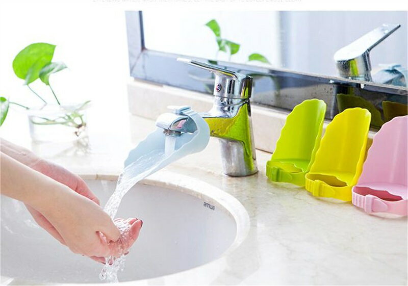 高品質のPP製で、角が丸みを帯びているので耐久性が長持ちし、鋭利なエッジがないので、手を洗うときに子供の手を効果的に保護します。ウォーターガイド 蛇口を使用すると、お子様の自立、能力、自信、責任を築くことができます。お子様ができるだけ早く手...