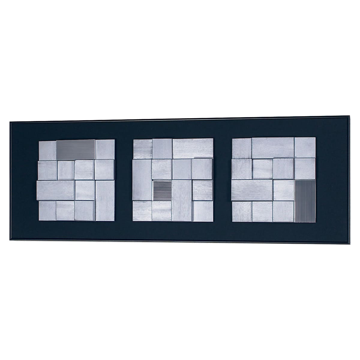 商品詳細（サイズ）■装飾：木シルバー塗装　ミラーシート■フレーム：アルミ押出材■面板：4mmベニヤシート貼り■付属品：吊りひも　直掛け用ビス■重量：2.2kg■サイズ：W850×D54×H300■補足：完成品【注意事項】※縦向き使用可能※施...