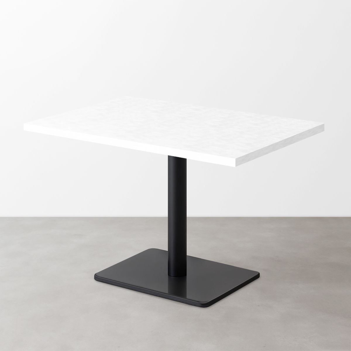 商品詳細（サイズ）■天板：　　高圧メラミン化粧板　　縁材：メラミン共貼り　　裏面：硬質樹脂板貼り　　厚み：30mm　　機能：抗菌■脚部：スチール■サイズ：W800～900×D600×H350～730■補足：お客様組立品／サイズ選択／カラー選...