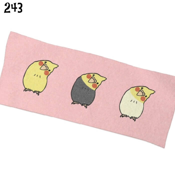 小鳥フェイスタオルの解説 文鳥・インコ・シマエナガ・ハシビロコウなど小鳥をモチーフにした、おしゃれで可愛い、大人っぽいフェイスタオル。 ポップで個性的、かつユニークなイラストで他と差がつきます。 小鳥フェイスタオルの詳細 ジャンル 文鳥・イ...