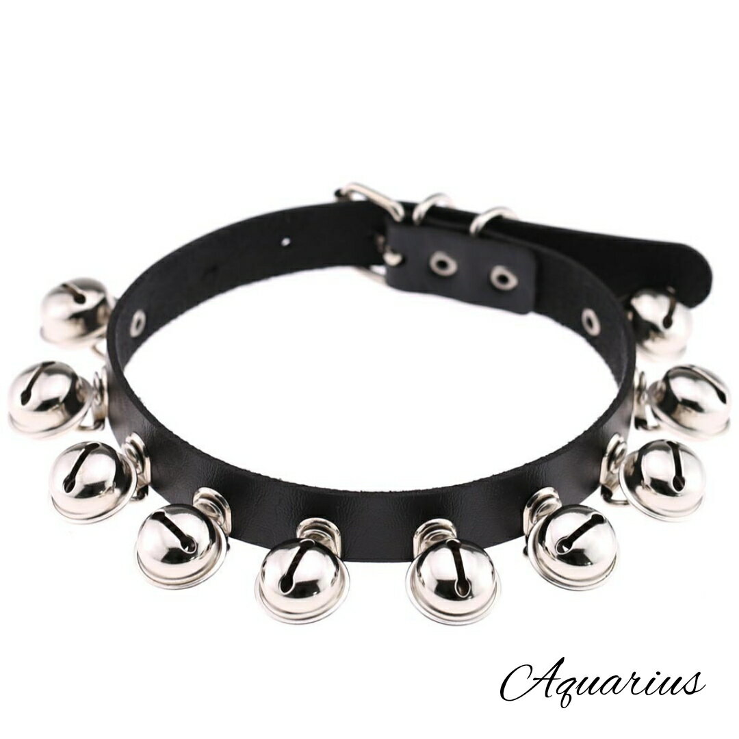 商品情報材質フェイクレザー合金サイズ★チョーカー長さ：約43cm幅：2.0cm鈴：幅約2.0cm★リード長さ:115cm幅:0.7cm鈴付き レザー チョーカー 3 カラー チョーカーの調節可能範囲は29.5cmから37.5cmまで2cm毎...