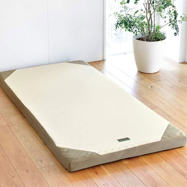 サイズ：97×200×9cm 側生地　ポリエステル100％（表生地　吸水速乾） 中材　ウレタンフォーム（プロファイル加工） 155ニュートン 圧縮梱包 中国製 納期のお時間がかかる場合がございます。 予めご了承ください 西川3年保障 対象商品